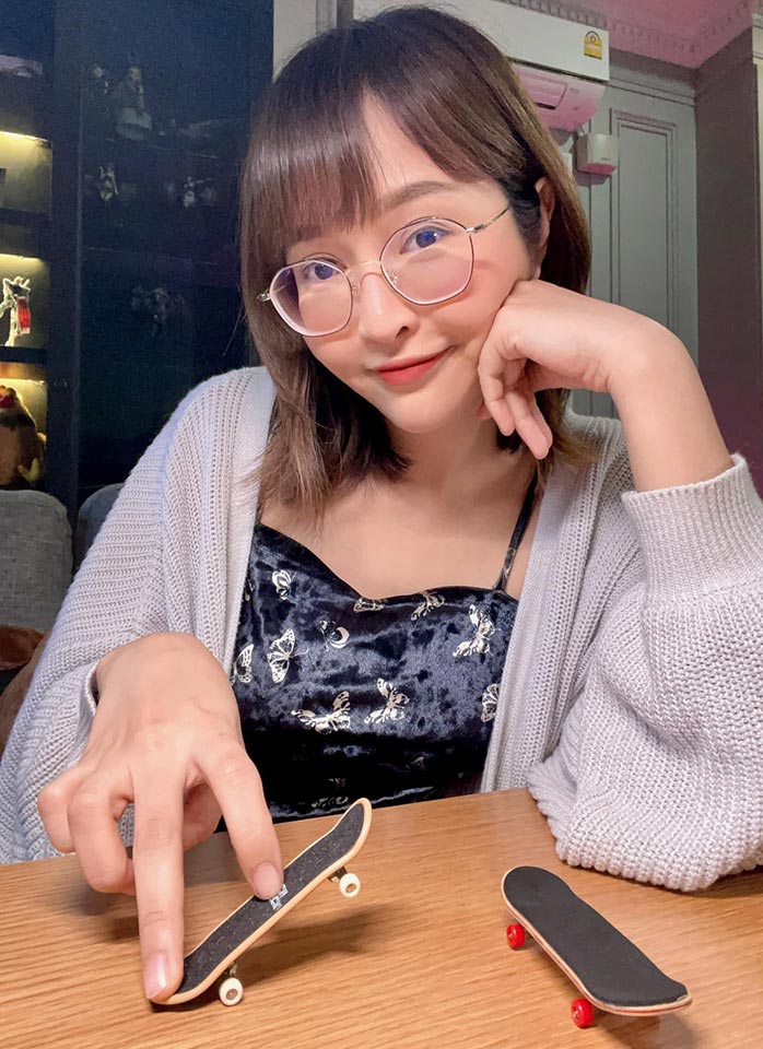 น้องกวาง เดียร์ลอง Deerlong สตรีมเมอร์สาวสวย อวดความเซ็กซี่ ใน Onlyfans