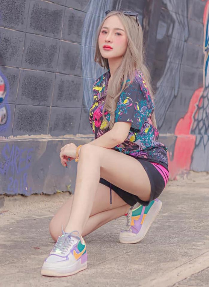 น้องแนน (nanzniez) สาวสวย ยูทูบเบอร์ หุ่นแซ่บ สุดแจ่ม ลีลาความสามารถ เกินร้อยคะแนน - เปิดวาร์ป ...