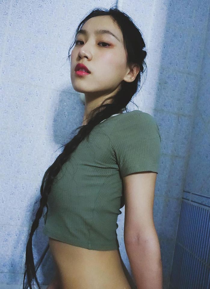 June Liu สาวหมวย หุ่นแซ่บ ทีเด็ดวงการ Pornhub นางเอกหนังผู้ใหญ่ อวดความวาบหวิว ร้อนแรง ชวนรีด