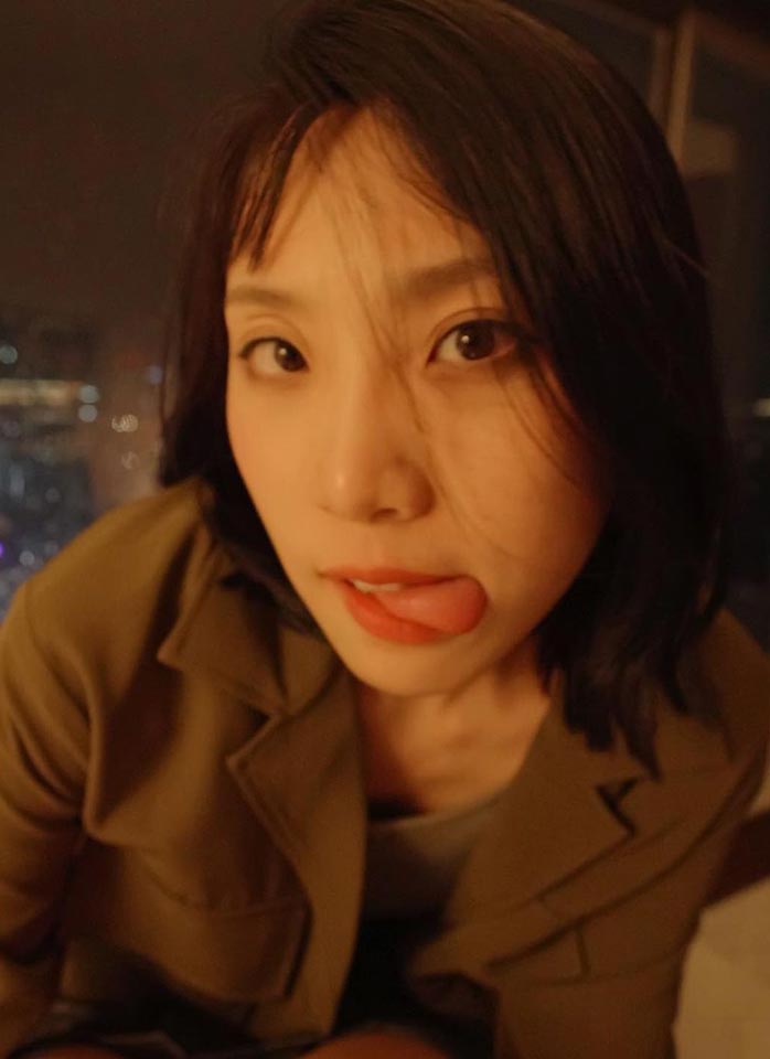 June Liu สาวหมวย หุ่นแซ่บ ทีเด็ดวงการ Pornhub นางเอกหนังผู้ใหญ่ อวดความวาบหวิว ร้อนแรง ชวนรีด