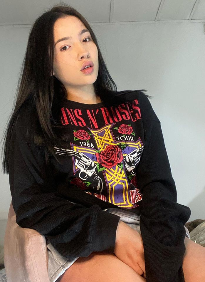 Megan Johnson สตรีมเมอร์ สาวหมวย หุ่นแซ่บ ไฟหน้าสุดสะบึ้ม แจกความเร่า ...