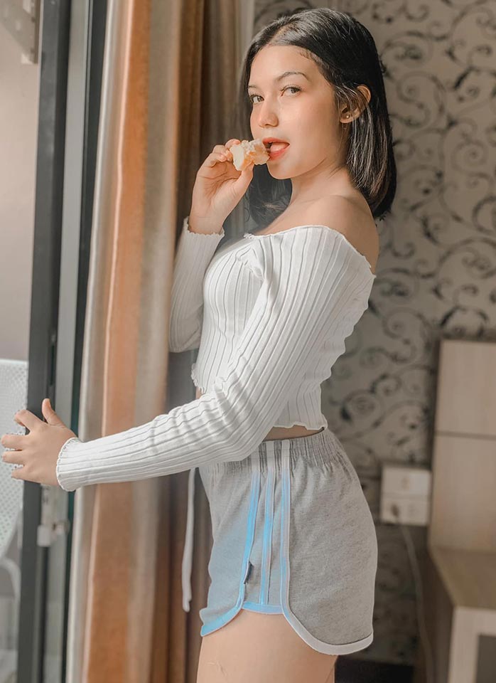 เปิดวาร์ป น้องแอนนา Yanna Davud สาวน้อยลูกครึ่ง ไซส์มินิ หุ่นแจ่ม เร่าร้อนเกินดีกรี เซ็กซี่เดือด ...