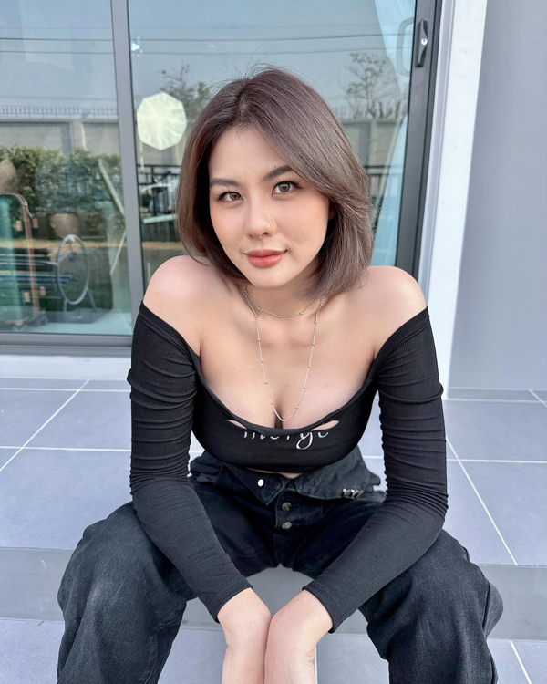 หนิง ปัทมา Patthama Jitsawat นักร้องสาว หน้าหวาน อวดเซ็กซี่ สุดยั่วยวน ในราย